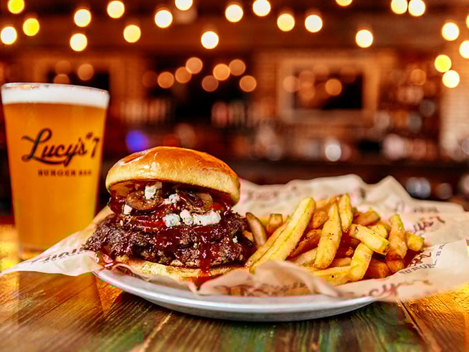 lucy's #7 burger bar 4