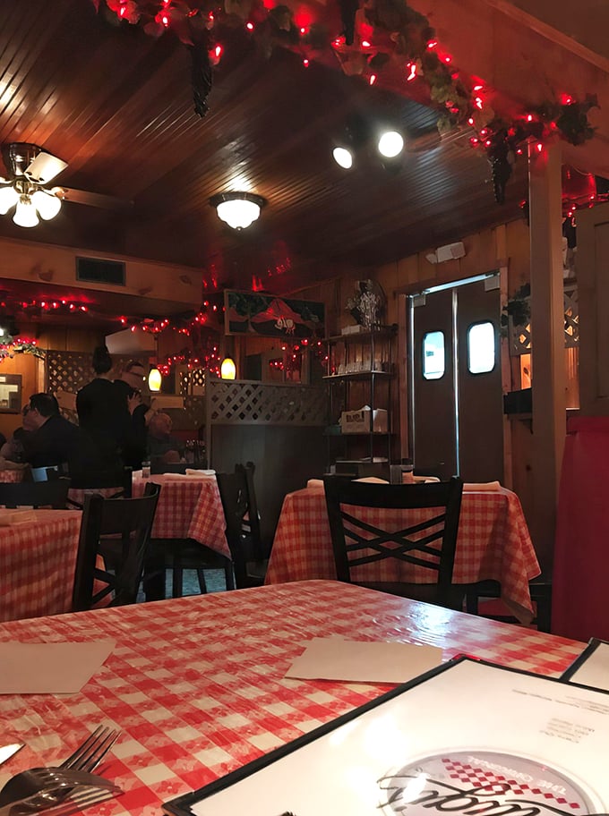 luigi's original restaurant 2