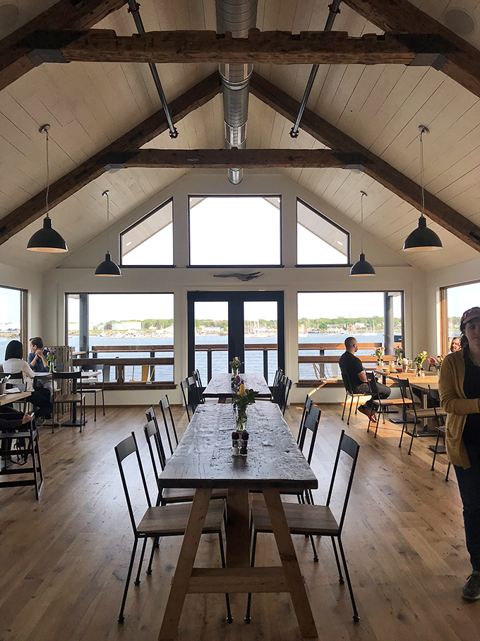 luke's lobster portland pier 6