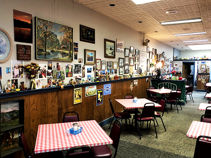 m & m family diner 2