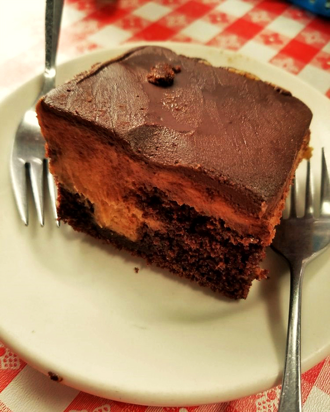 m & m family diner 5