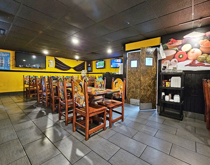 mangos mexican cuisine and tequila bar 9