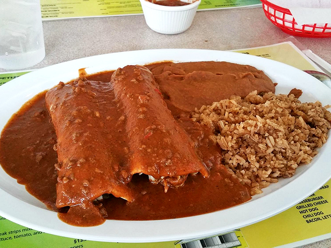 maria&rsquo;s sunnyside cafe 3