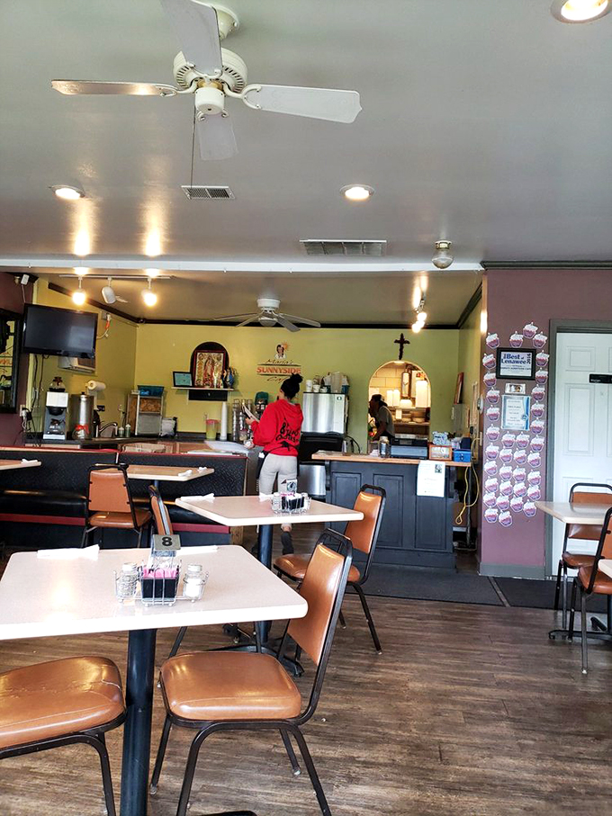 maria&rsquo;s sunnyside cafe 7