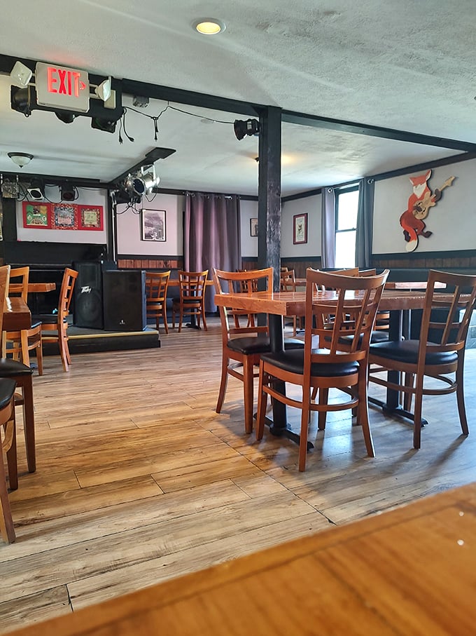 martell's at the red fox 2