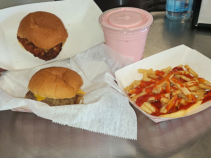 motz&rsquo;s burgers 9