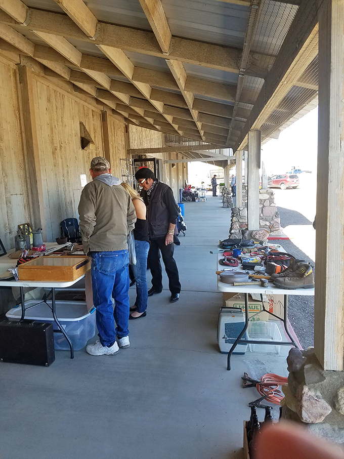 neely's korner indoor fleamarket and outdoor swap meet 9