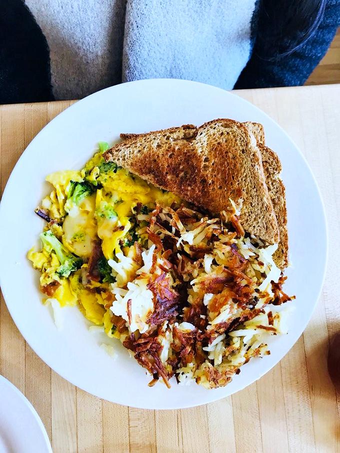 ogden's north street diner 5