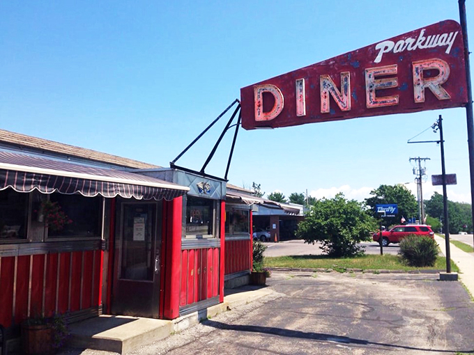 parkway diner 9