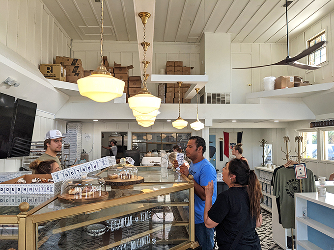 parlor doughnuts 6