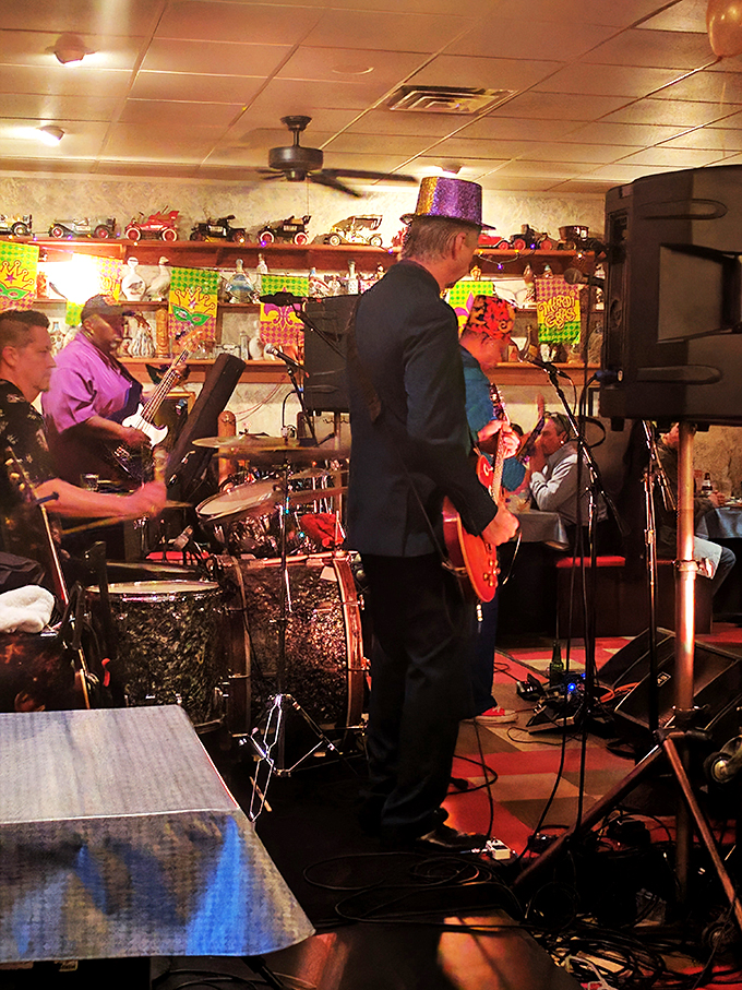 pearl's new orleans kitchen 8