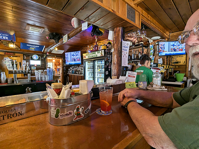 pickles bar & grill 9