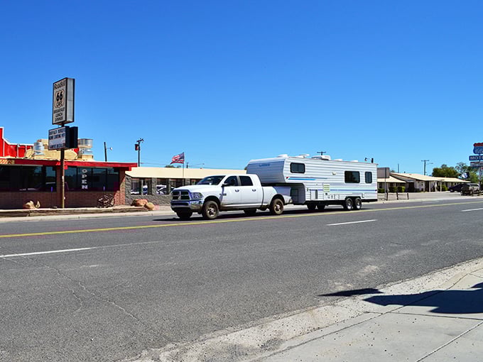 pizza joint at stagecoach 66 motel 6