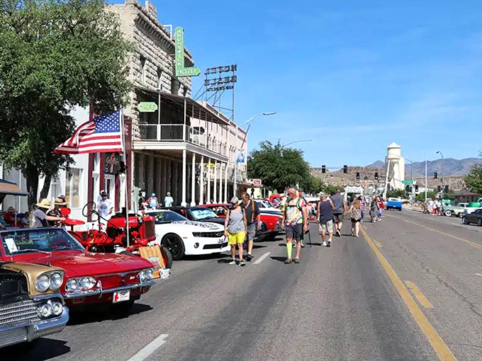 pizza joint at stagecoach 66 motel 9
