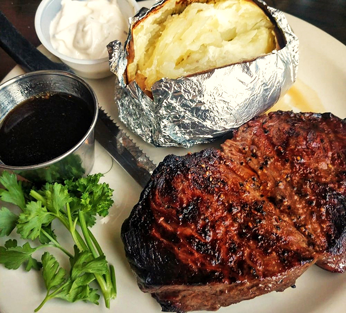 plier&rsquo;s full circle pub 2