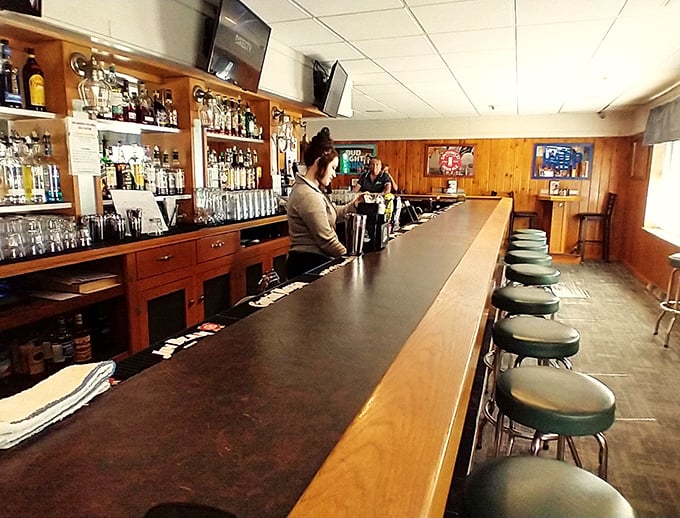 plier&rsquo;s full circle pub 3