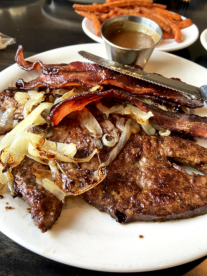 plier&rsquo;s full circle pub 4