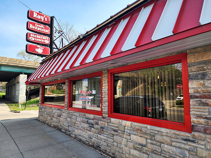 ray's diner 1