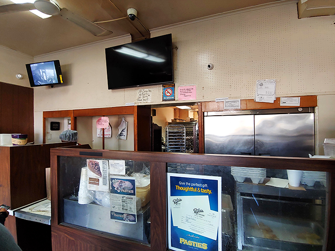 reynold's pasty shop 2