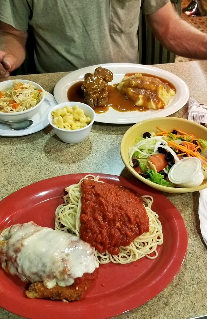 rhonda's emerald diner 6