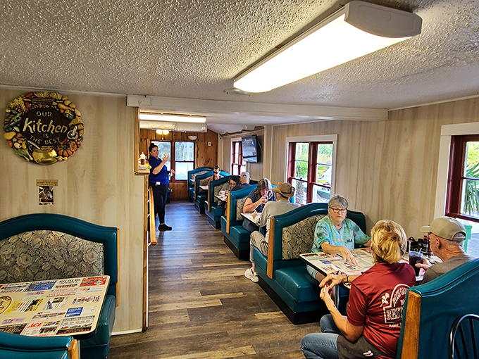 rose garden family restaurant 7