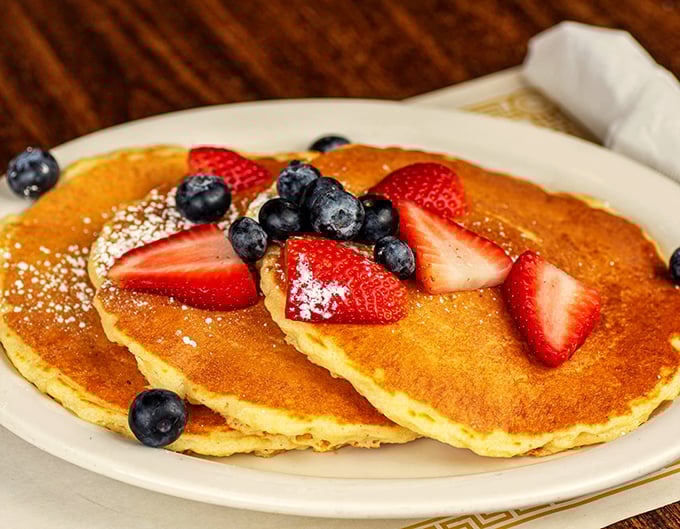 royalberry waffle house & restaurant 5