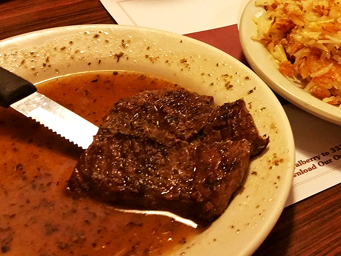 royalberry waffle house & restaurant 6