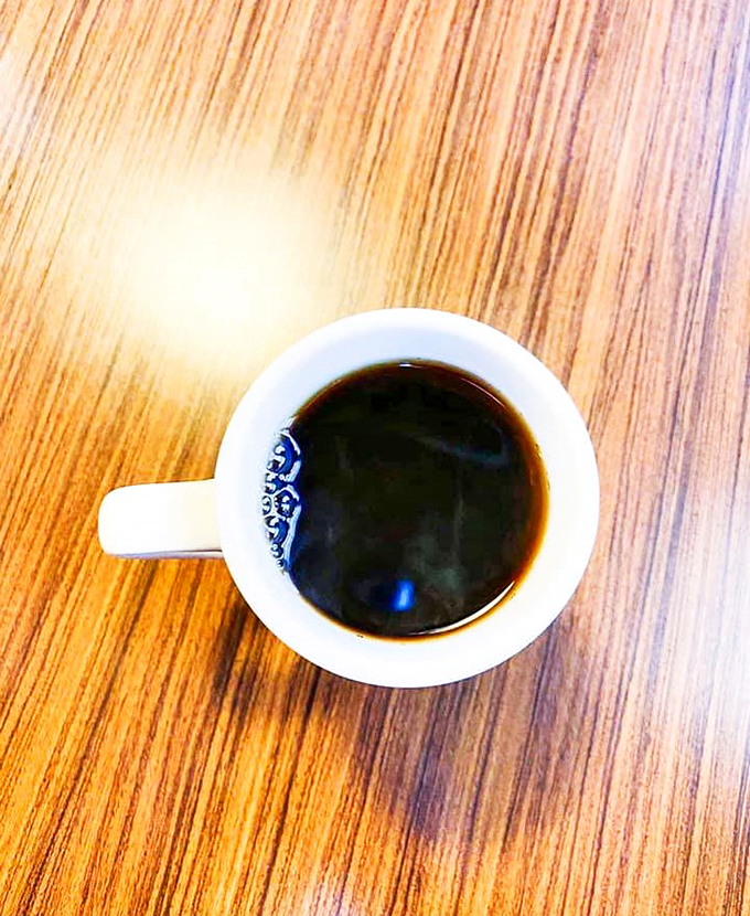 royalberry waffle house & restaurant 8