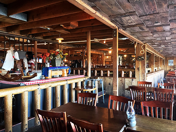 rustler&rsquo;s rooste 2