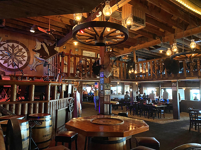 rustler&rsquo;s rooste 3