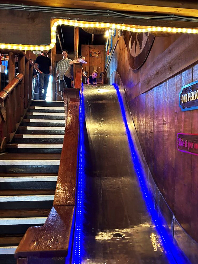 rustler&rsquo;s rooste 6