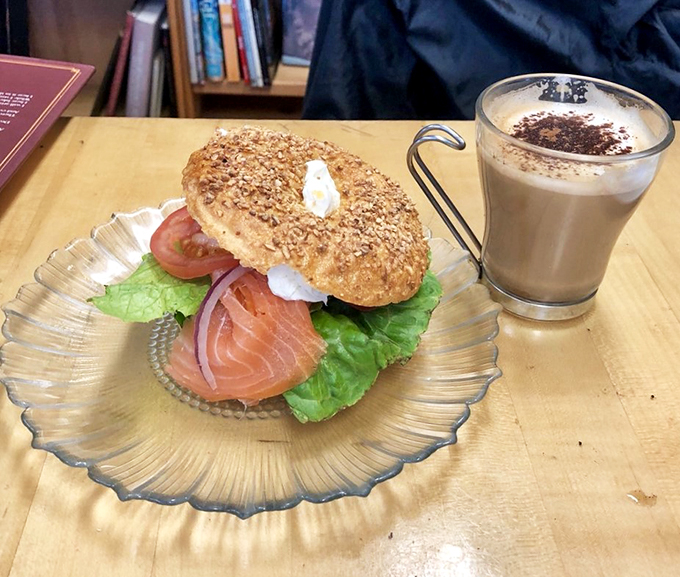 sandy's books and bakery 4