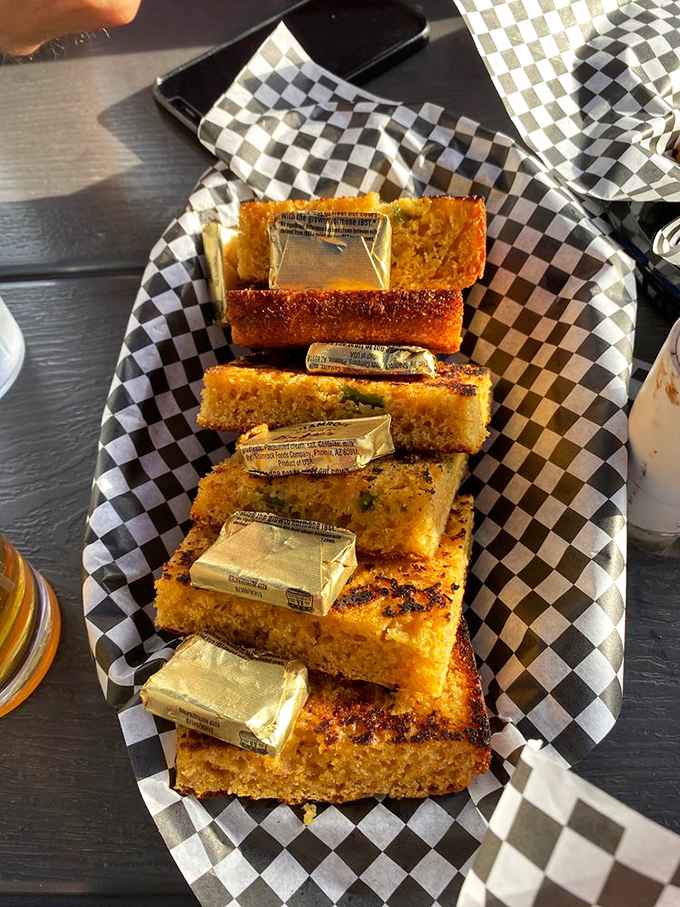 satchmo's cajun & bbq 6