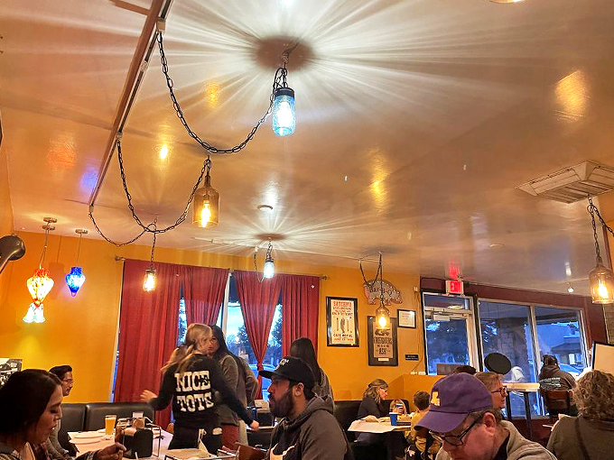 satchmo's cajun & bbq 8