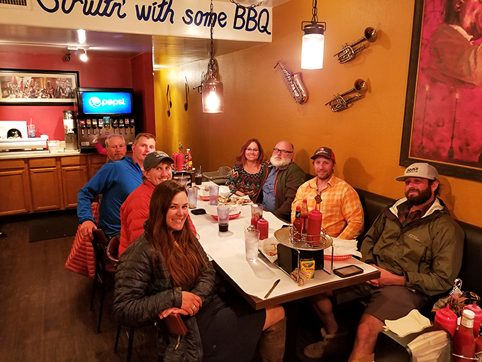 satchmo's cajun & bbq 8