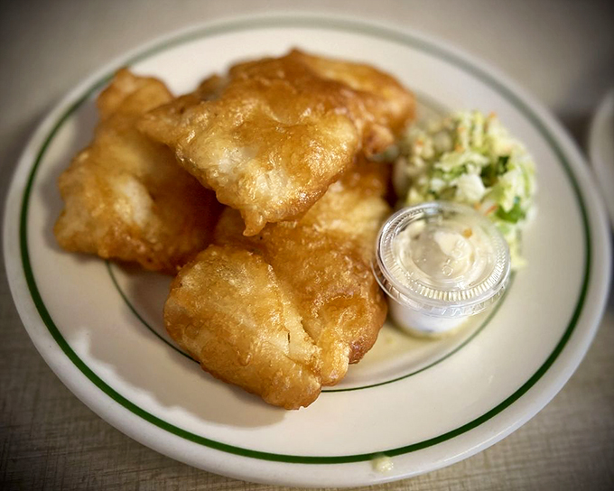 scotty simpson's fish & chips 4