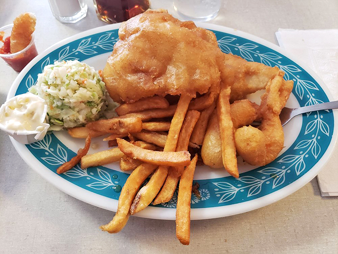 scotty simpson's fish & chips 7