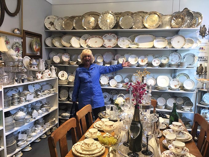 secret treasures antiques & collectibles 8