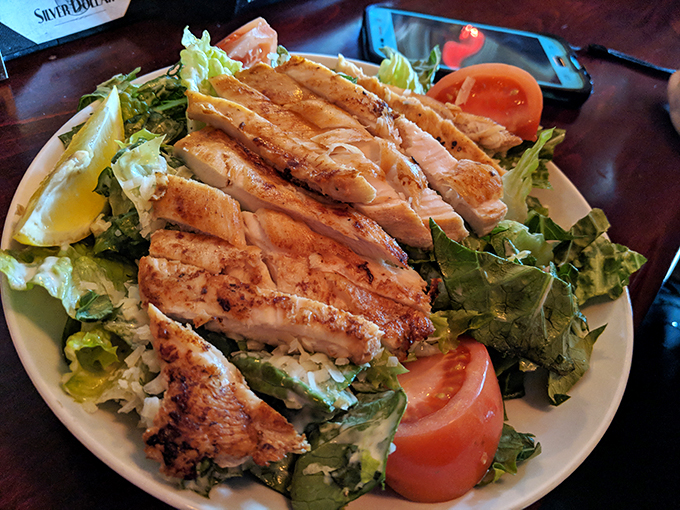 silver dollar bar and restaurant 4