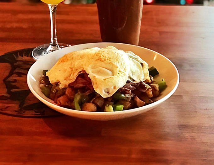 silver dollar bar and restaurant 5