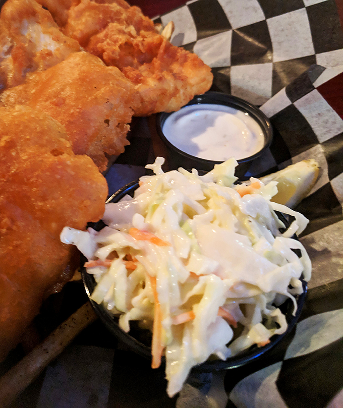 silver dollar bar and restaurant 6