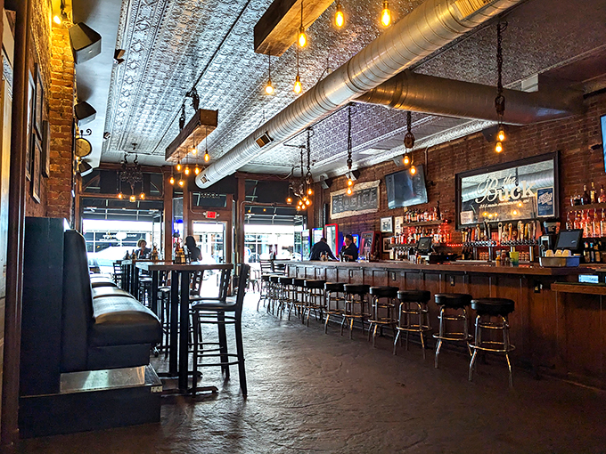 silver dollar bar and restaurant 9