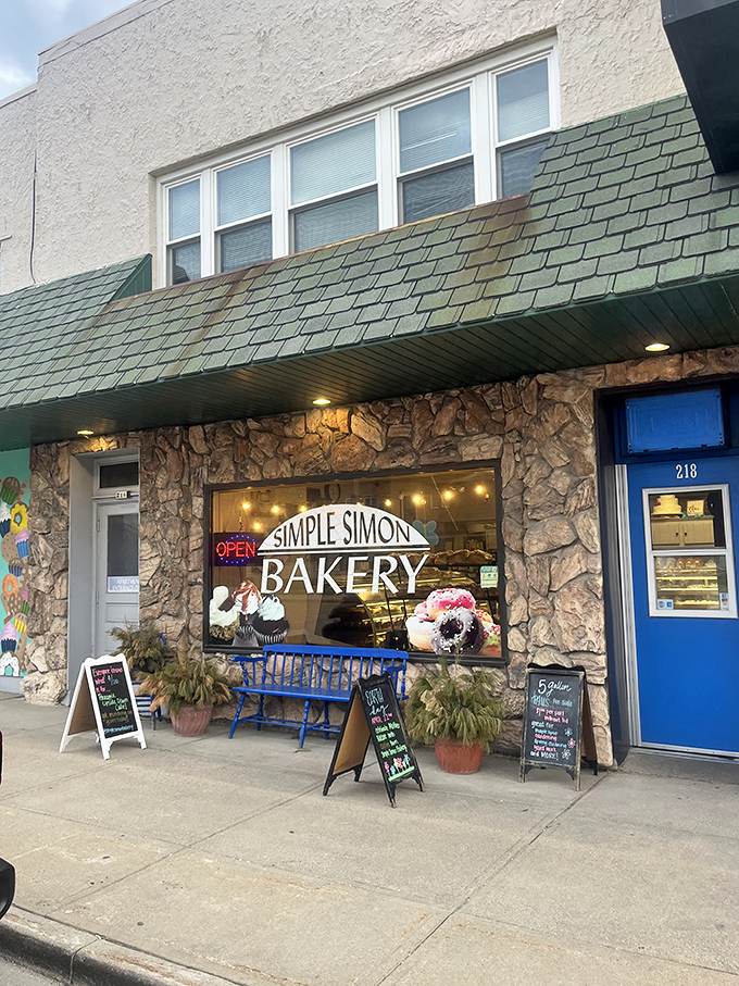 simple simon bakery 1