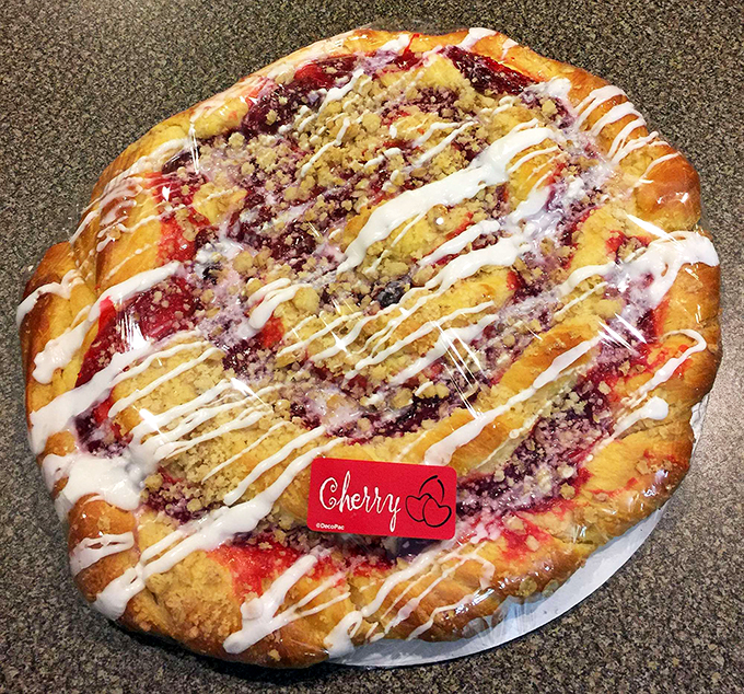 simple simon bakery 4