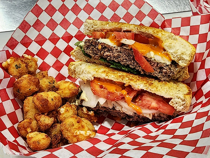 siskowit farmhouse 4