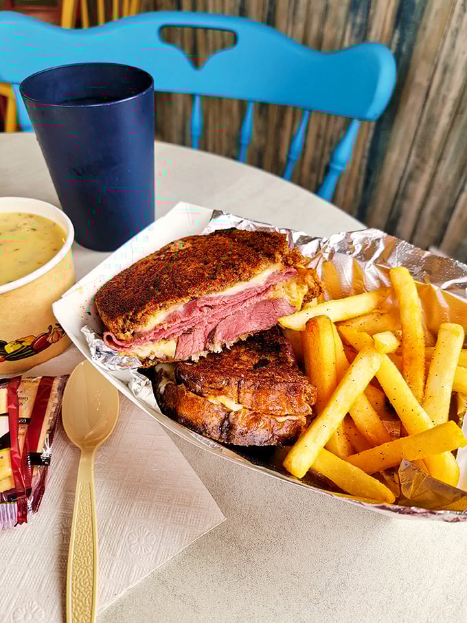 siskowit farmhouse 6