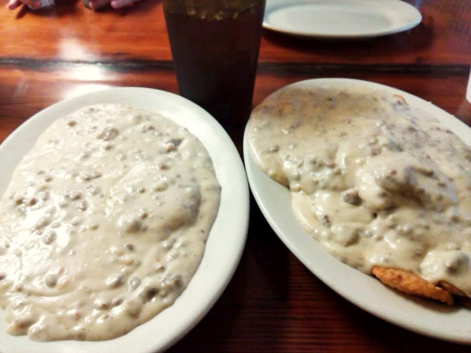 smoke house restaurant 3