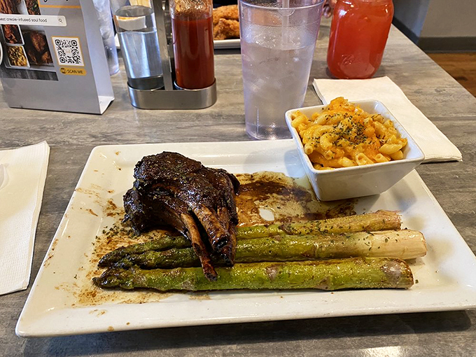 soul&eacute; restaurant 3