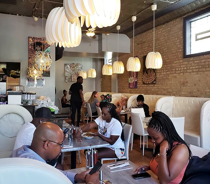 soul&eacute; restaurant 8