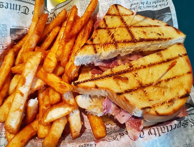 sporty's wing shack & smoke house 4